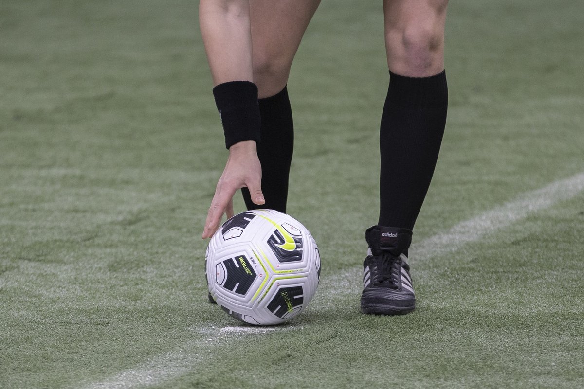 Mündivise otsustas jalgpalli aastalõputurniiril parima meistriliiga ... Mündivise otsustas jalgpalli aastalõputurniiril parima meistriliiga ...
