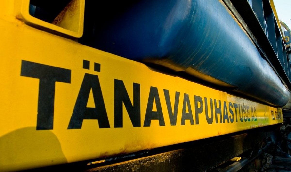 Tänavapuhastusfirmadel olid töökad kevadpühad - Maaleht Tänavapuhastusfirmadel olid töökad kevadpühad - Maaleht